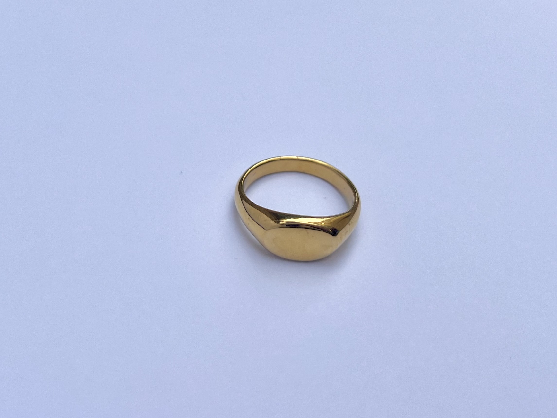 Oval shape gold ring - THE GEM SPOT